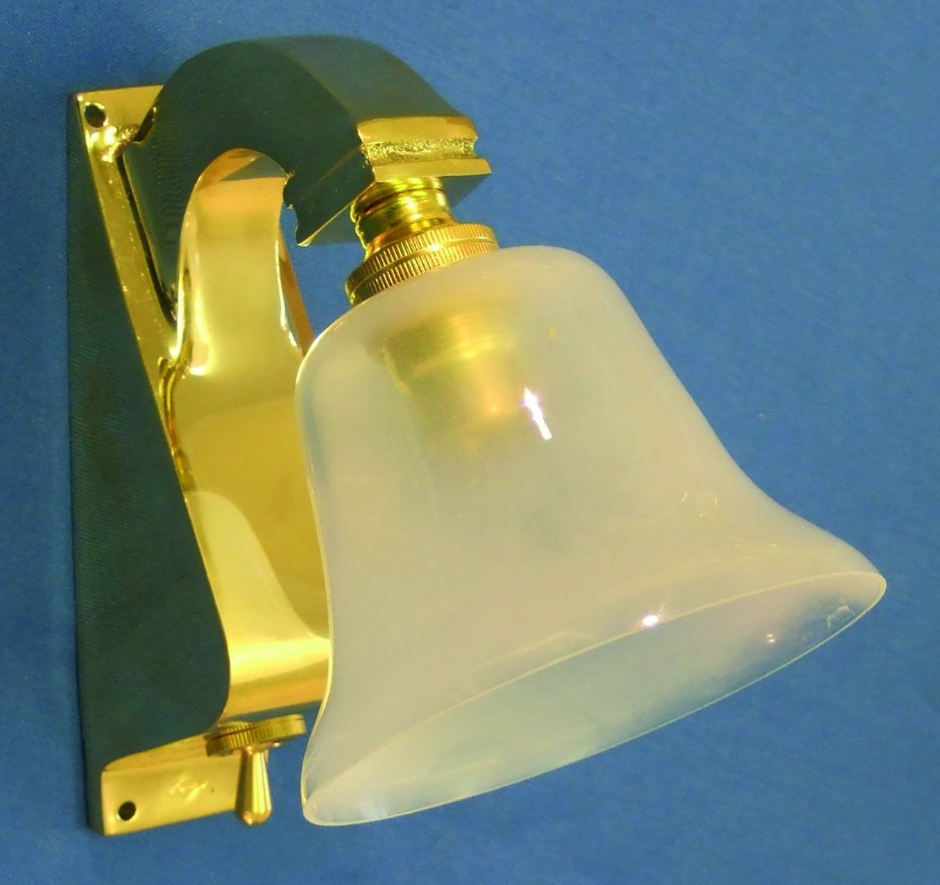 Davey & Company Brass Bracket Lamp | Schooner Chandlery