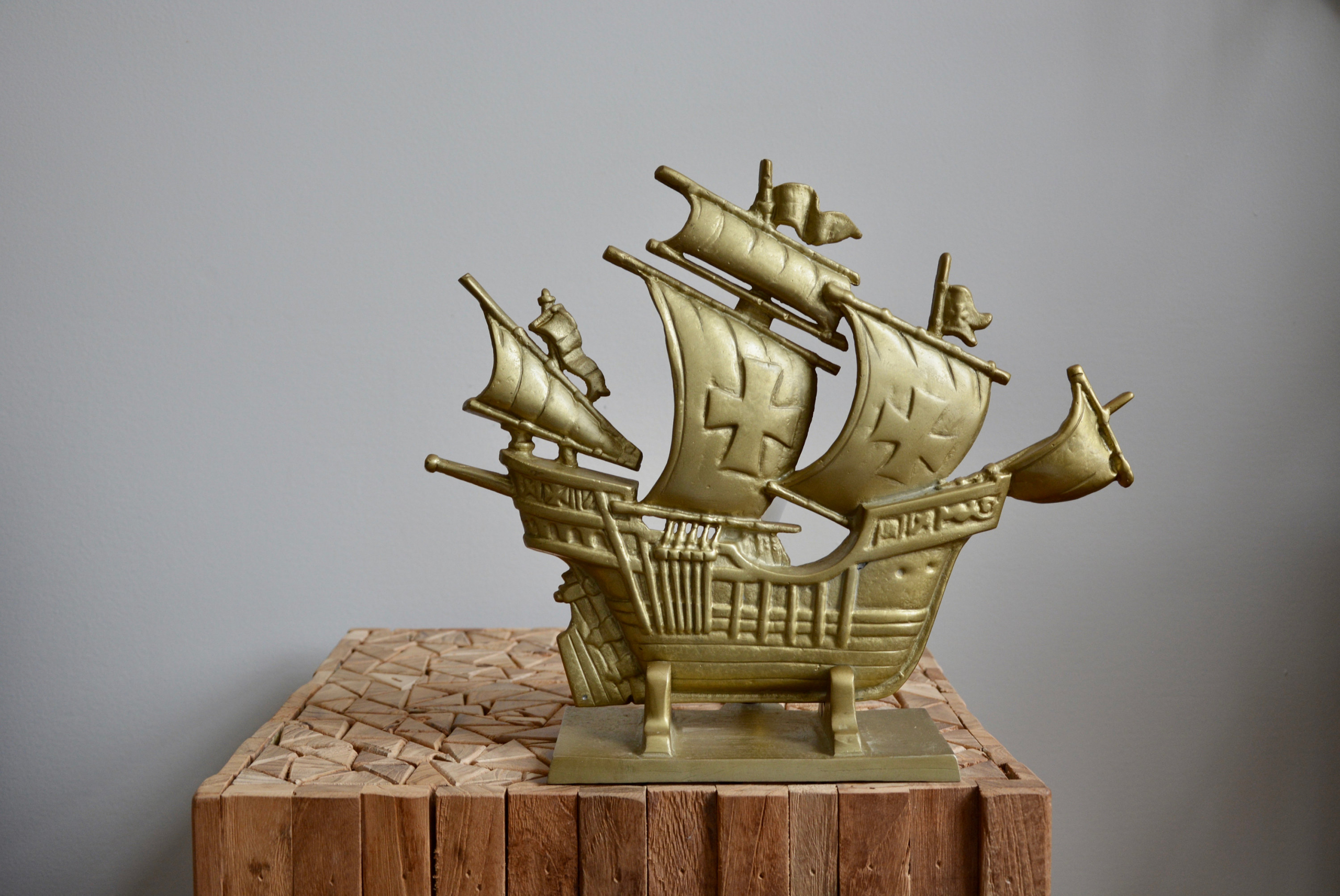 Mid Century Nautical Clipper Ship Lamp | Cast Metal Pirate Ship Lamp ...