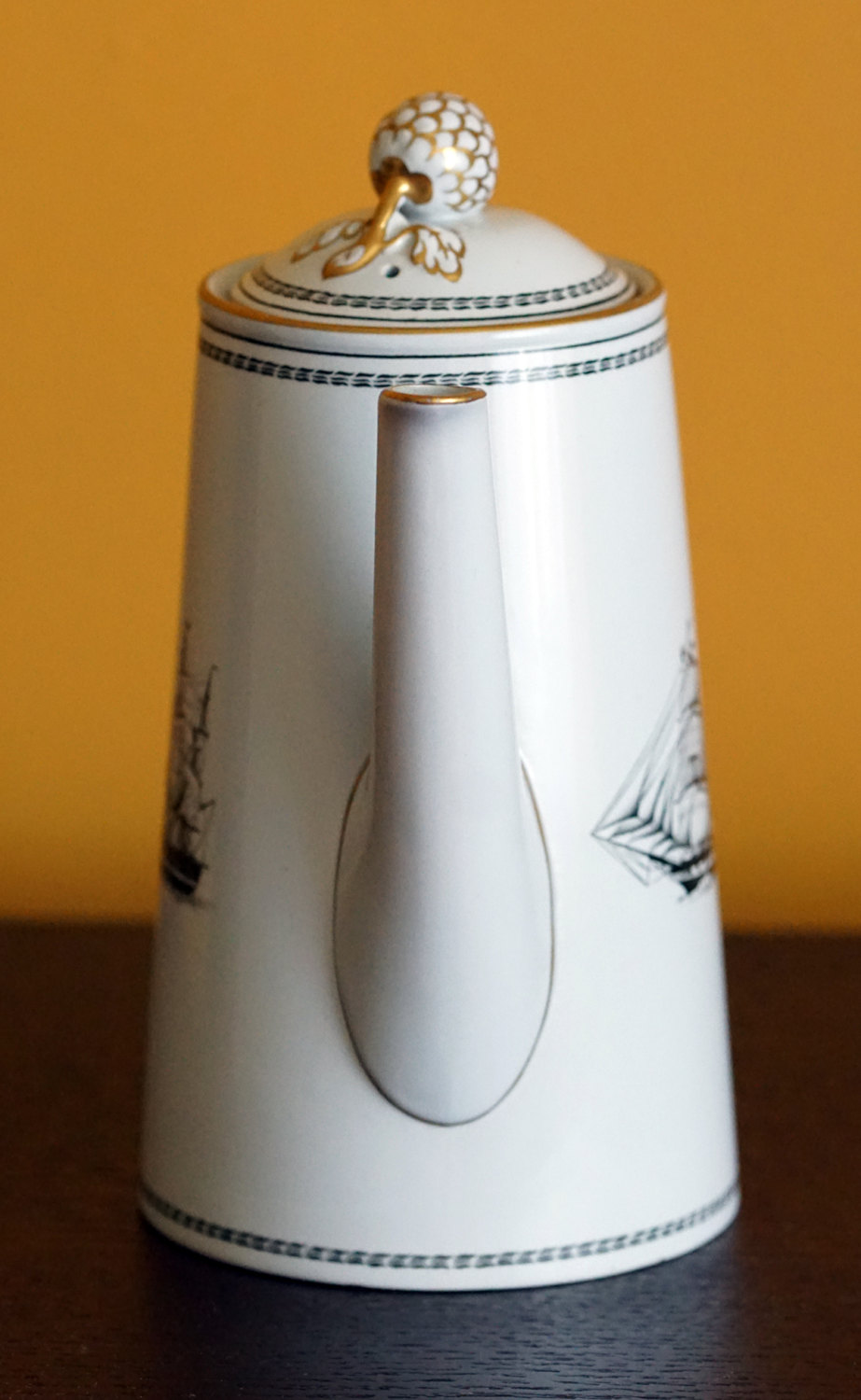 Copeland Spode Coffee Pot, Spode Copeland Trade Winds Black White ...