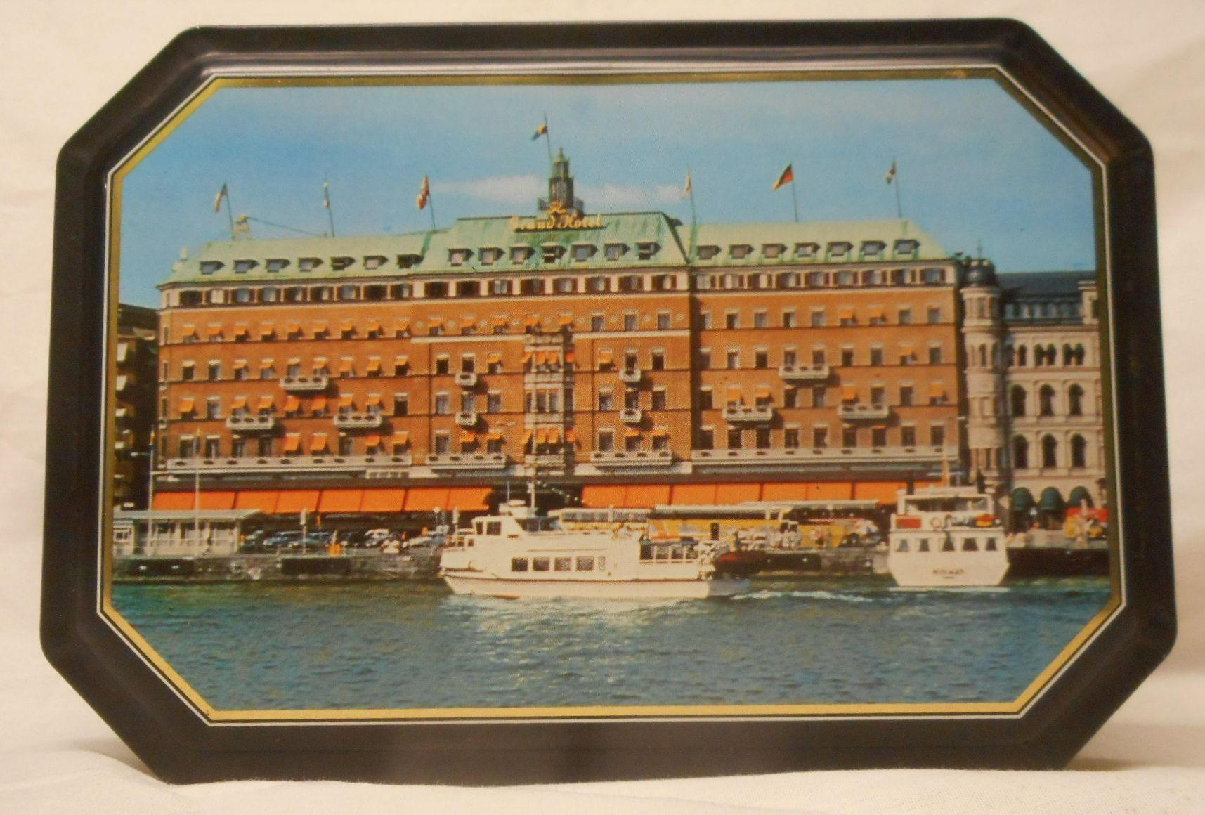 Decorative Tin Containers – Made Overseas (Except England) – Schooner ...