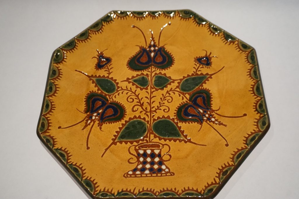 Redware Pottery, American Pottery, Historical Figural Animal Sgraffito ...