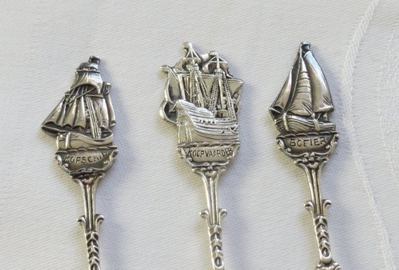 Vintage set of 3 Dutch tea or coffee demitasse spoons Ornated with ...