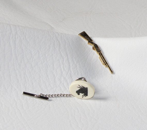 Vintage Tie Pin and Clasp, Scrimshaw Tie Pin Labrador Retriever, Gold ...
