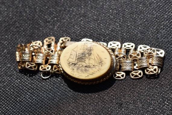 Scrimshaw Bracelet Gold Band | Schooner Chandlery