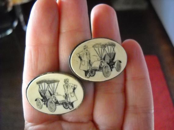 Scrimshaw look Cufflinks of old model car and driver | Schooner Chandlery