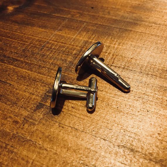 Cufflinks-Polymer Reproduction Scrimshaw-Shamrock | Schooner Chandlery