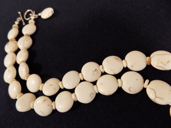 Striking White Jade Chinese Symbol Pendant with Smooth Round Magnesite ...