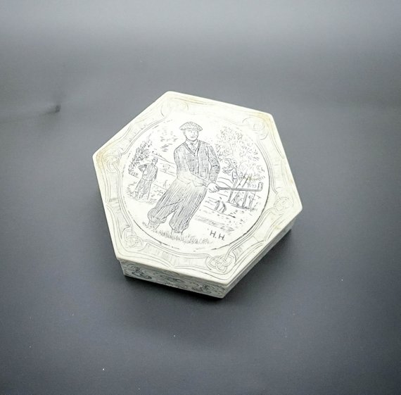 Vintage Comoy's Engraved/Etched Scrimshaw Snuff / Trinket Box ...