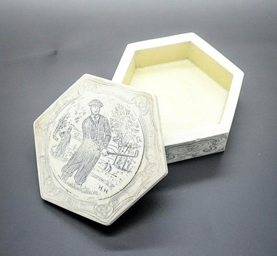 Vintage Comoy's Engraved/Etched Scrimshaw Snuff / Trinket Box ...