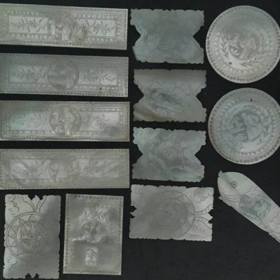 Antique Mother Of Pearl Chinese Gambling Gaming Counters 1720 to 1800s ...