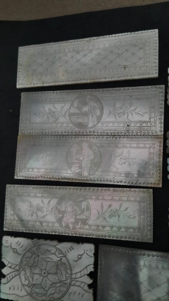 Antique Mother Of Pearl Chinese Gambling Gaming Counters 1720 to 1800s ...