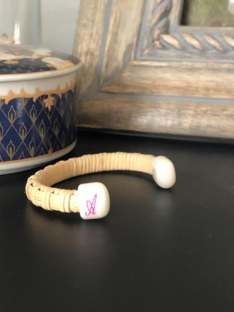 1/4” Nantucket Basket Bracelet with Pink Scrimshaw End Caps | Schooner ...