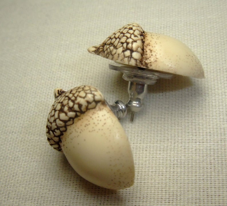 Acorn Earrings scrimshaw technique by Rachel Badeau Moosup Valley ...