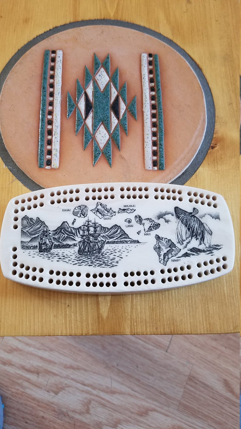 Beautiful cribbage board etched Hawaii | Schooner Chandlery
