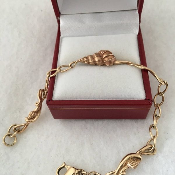 14K Solid Gold 3 Conch Shells Nautical Chain Link Bracelet Unique ...