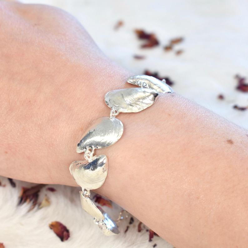 Silver Single Mussel Shell Bracelet // Nautical Bracelet // Sterling ...